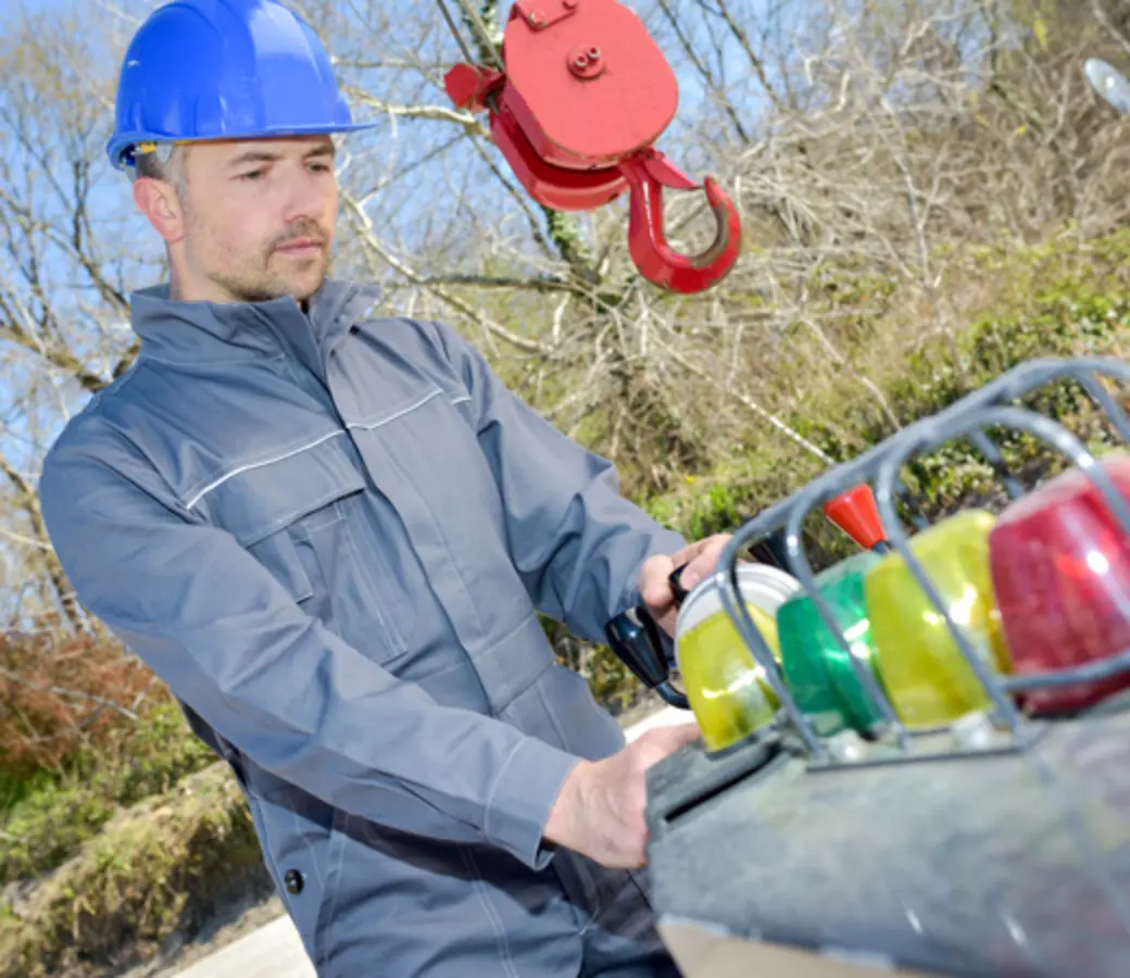 Residential & Commercial Crane Services | Southern Oregon